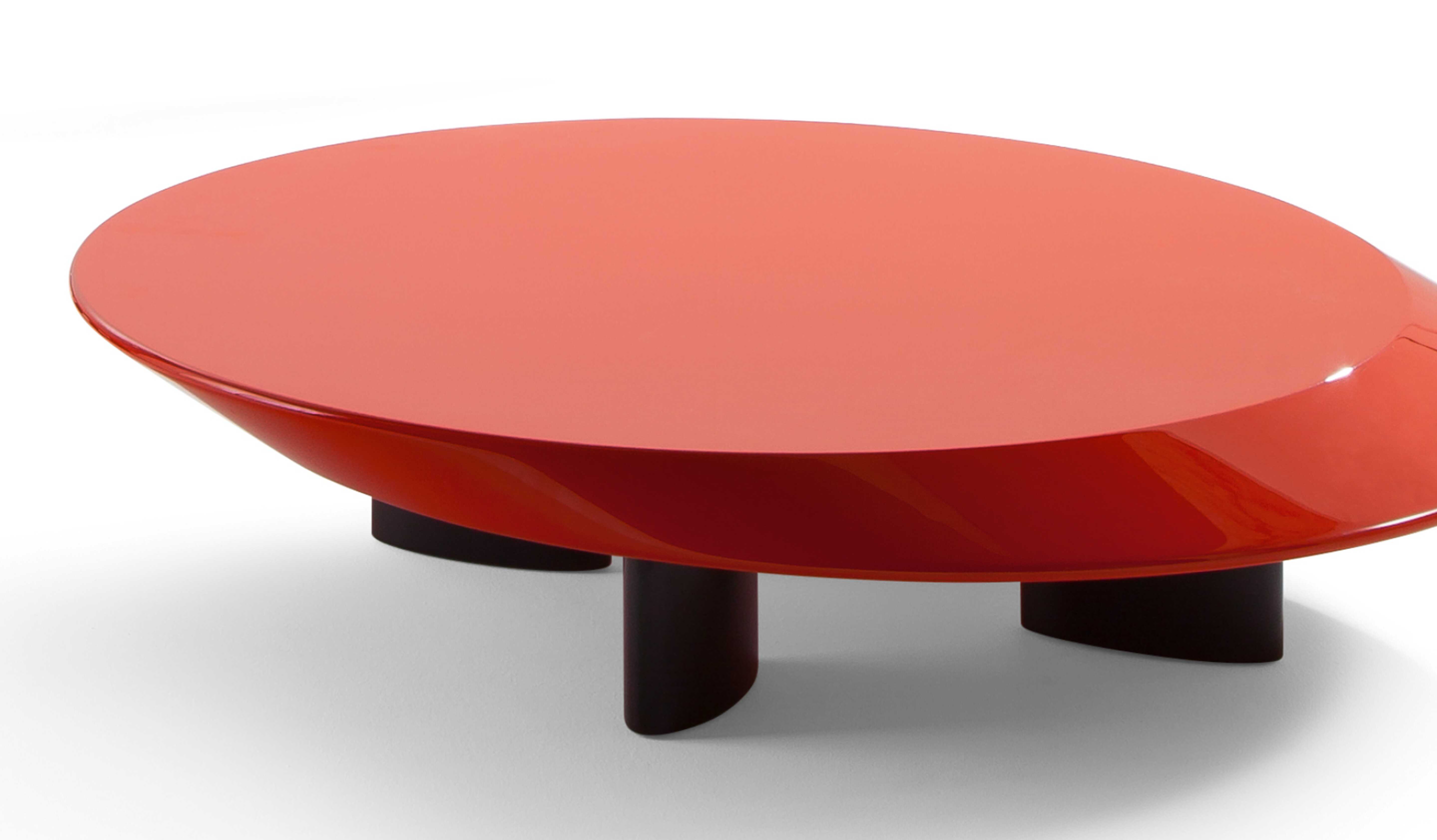 Accordo Low Table by Charlotte Perriand | Cassina