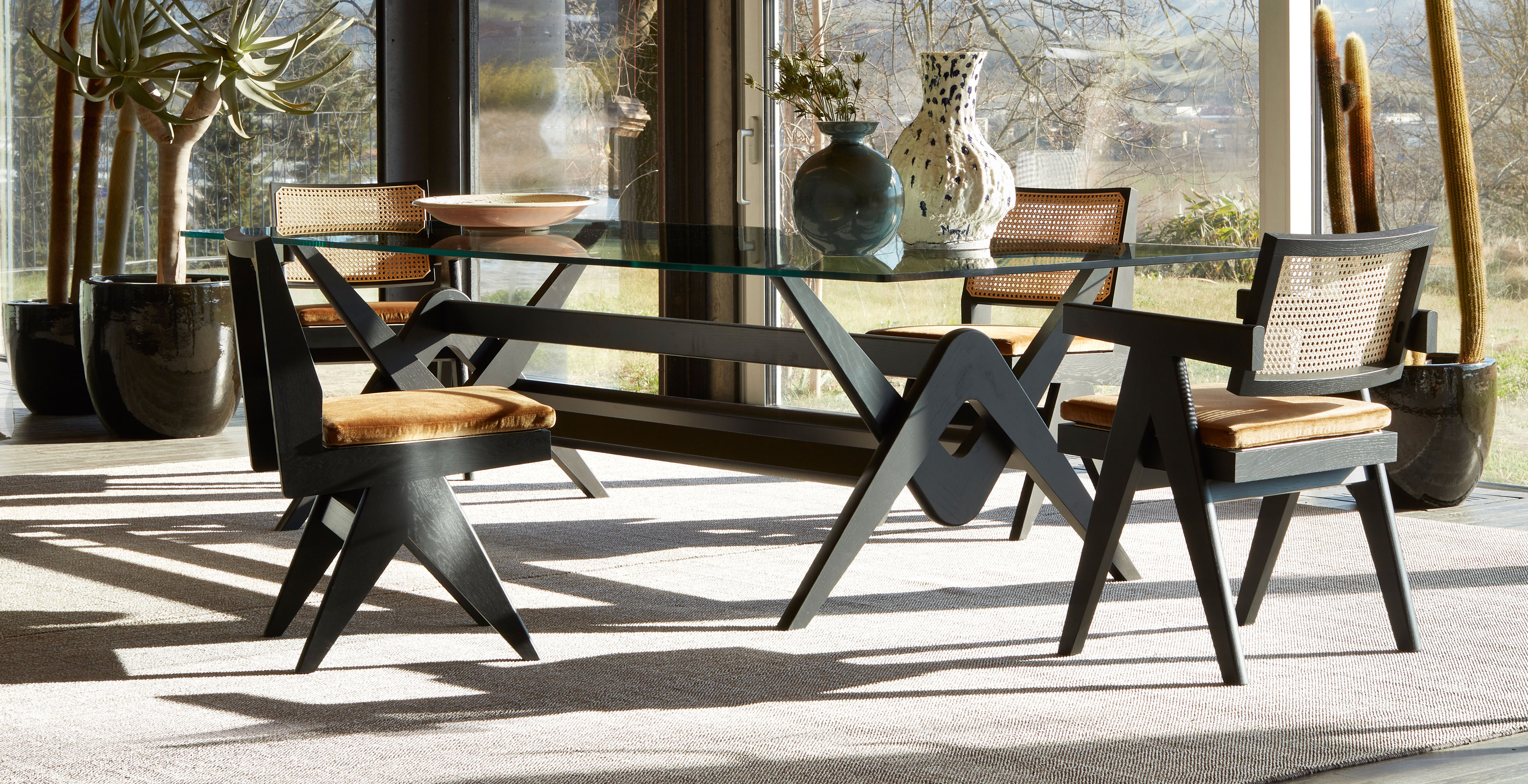 Capitol Complex Table by Hommage à Pierre Jeanneret | Cassina