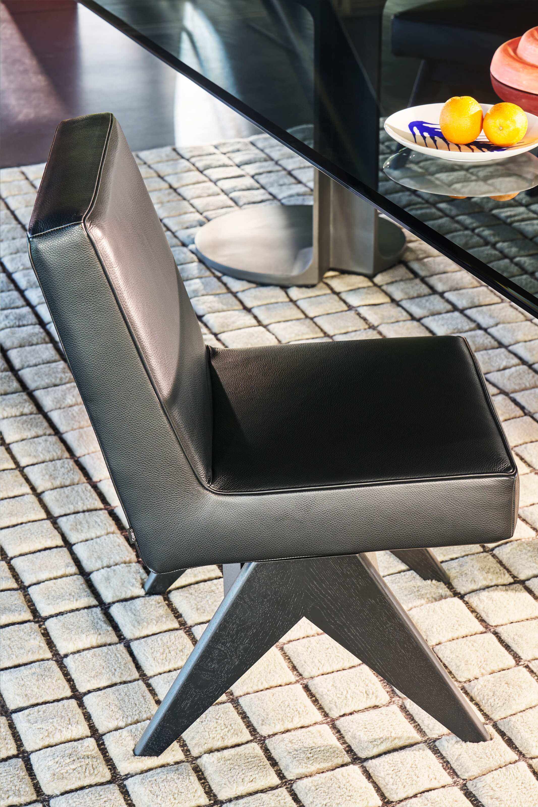 Committee Chair small armchair | P. Jeanneret | Cassina