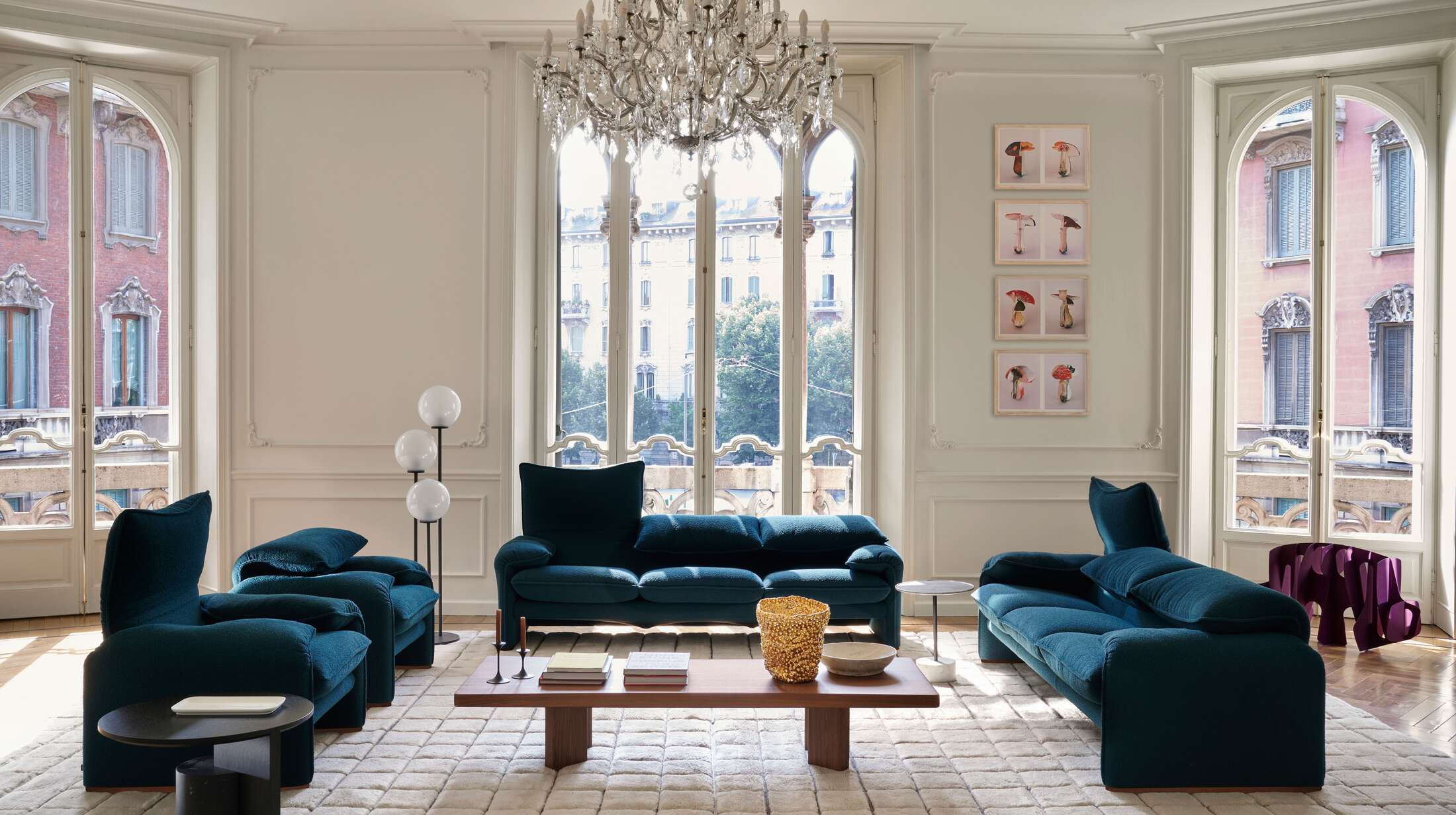 Maralunga Sofa - Vico Magistretti - Italian Design by Cassina