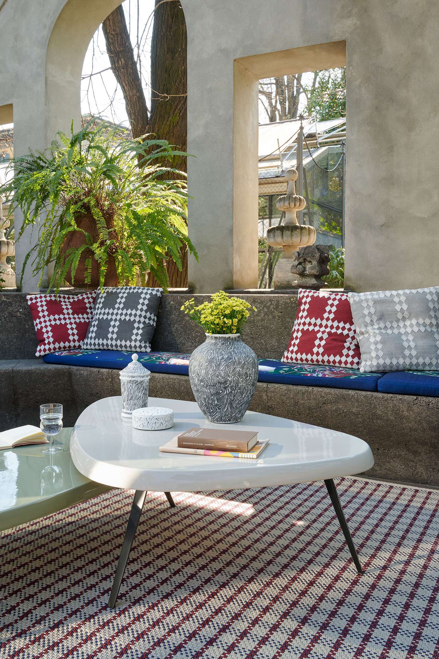 Mexique outdoor low table | Outdoor | C. Perriand | Cassina