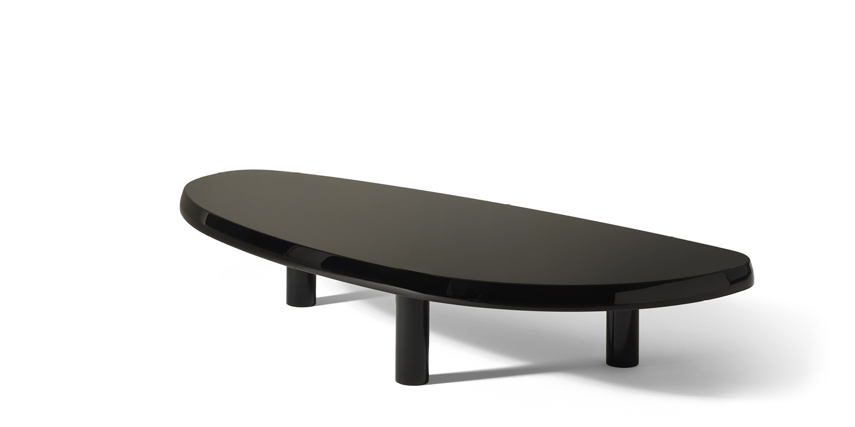 Table Basse en Forme Libre - Design by Charlotte Perriand - Cassina