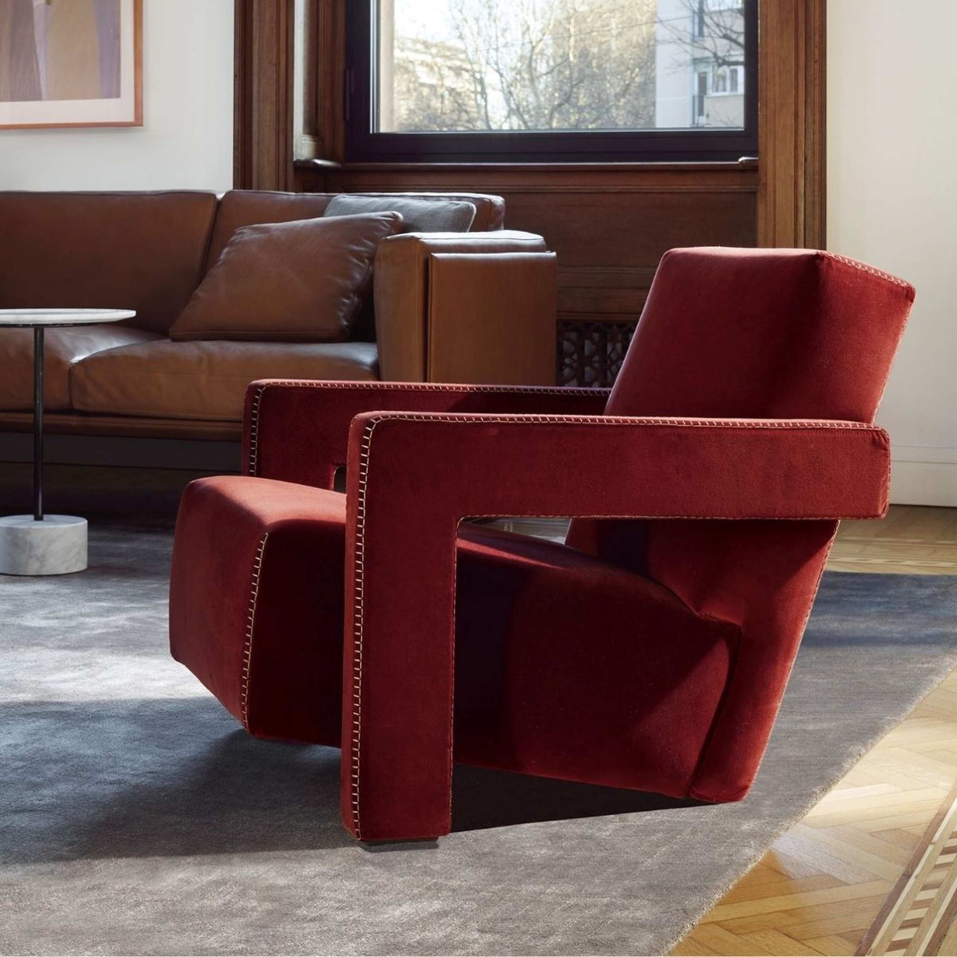Cassina CN: italian design furniture and luxury interior design